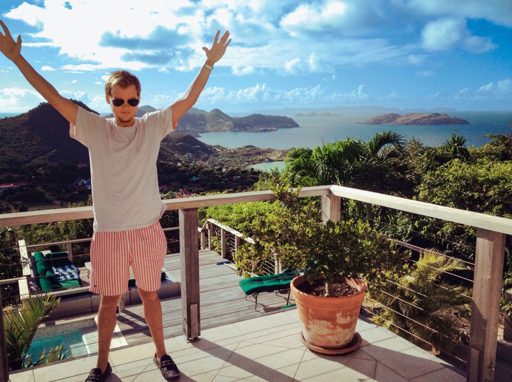 See Never-Before-Revealed Photos of Avicii From Upcoming Book - Your ...